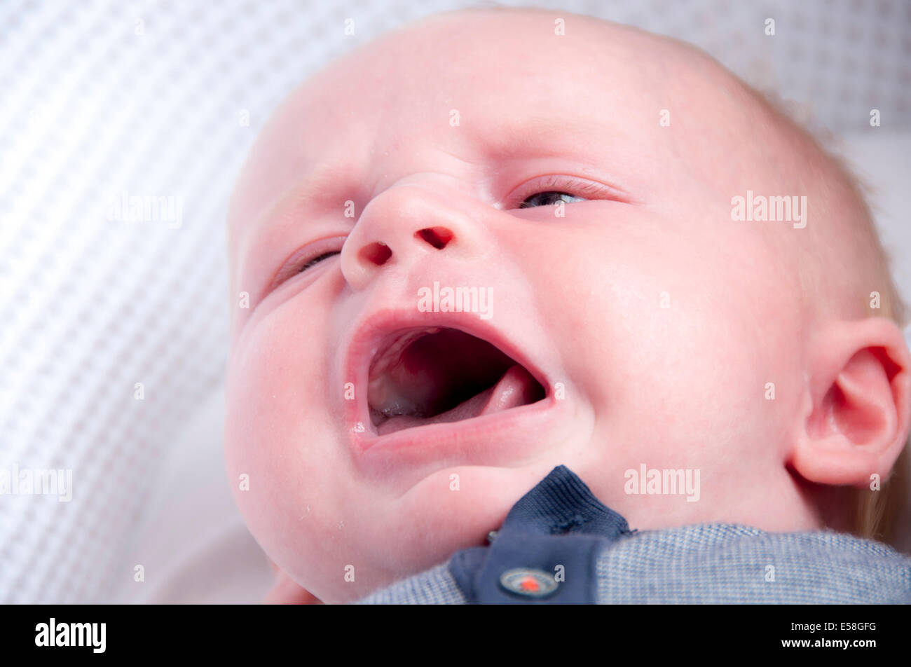 Mum screaming newborn baby hi-res stock photography and images - Alamy