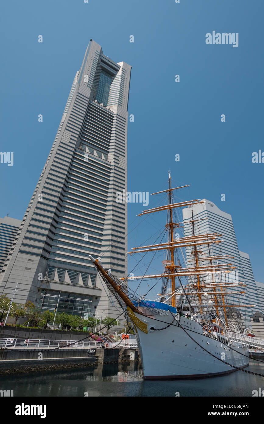 The Nippon Maru Sail Training Ship and Landmark Tower, Yokohama, Japan ...