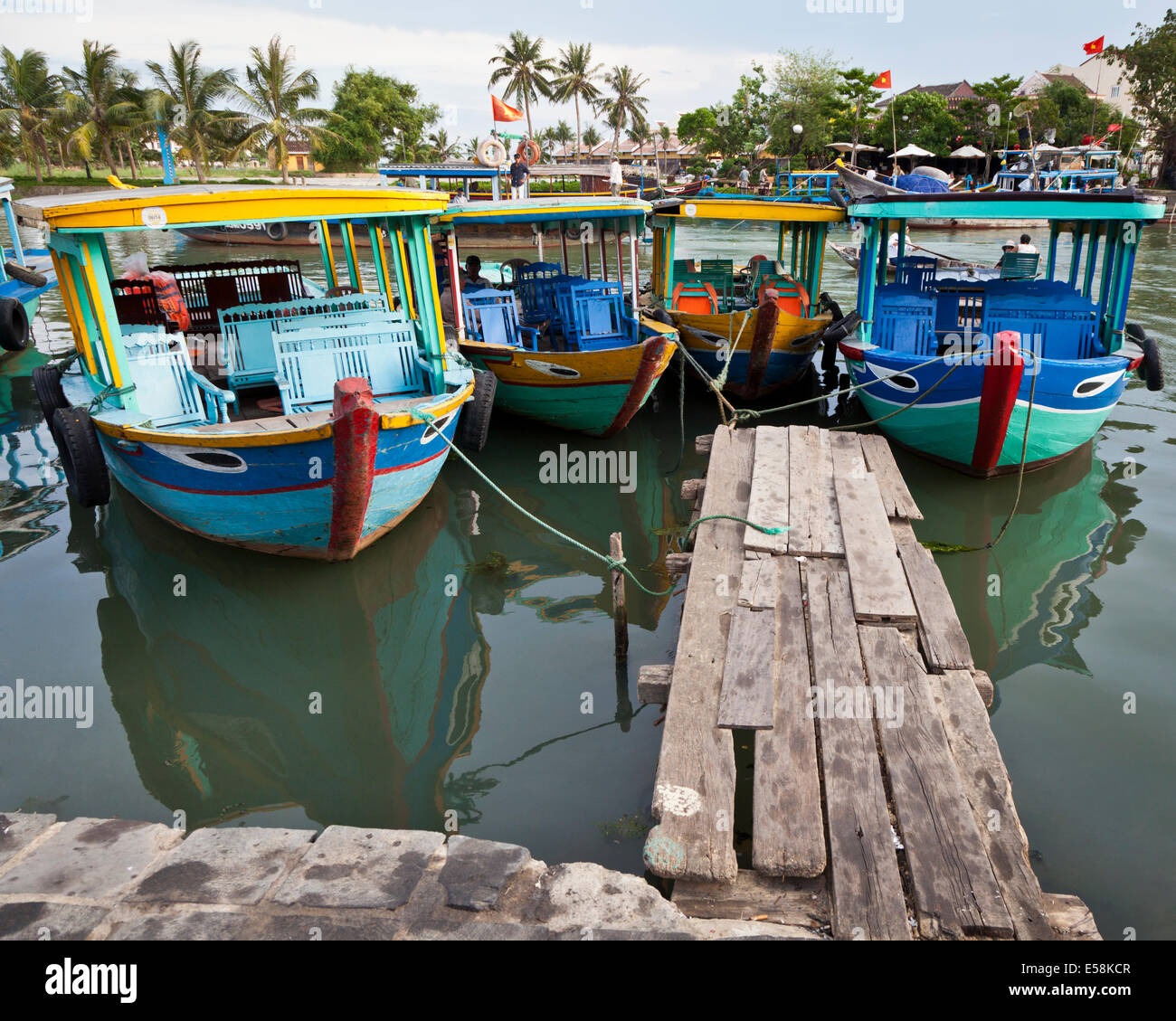 Thu Bon River in Hoi An Stock Photo - Alamy