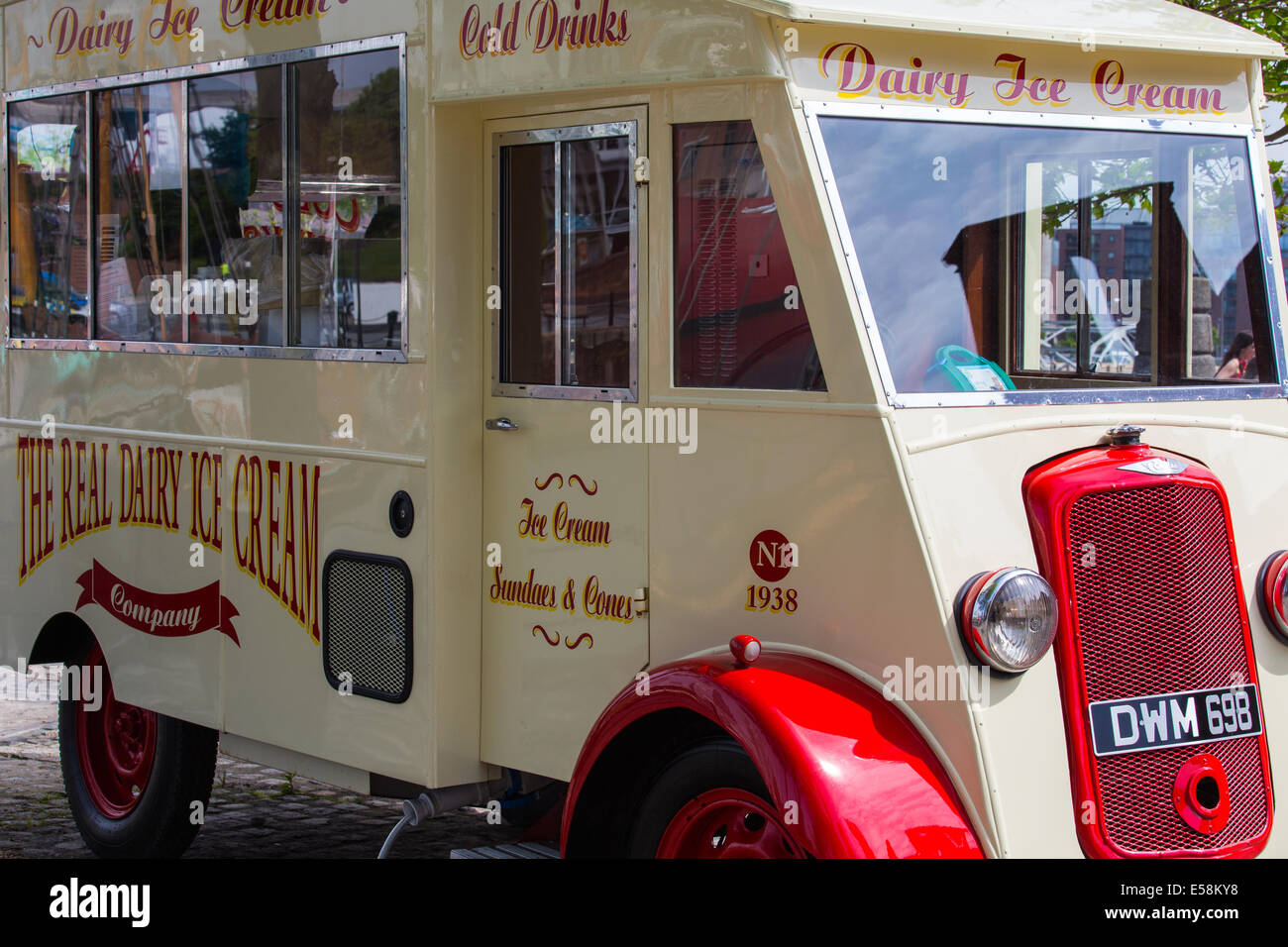 Ice Cream Lorry High Resolution Stock Photography and Images - Alamy