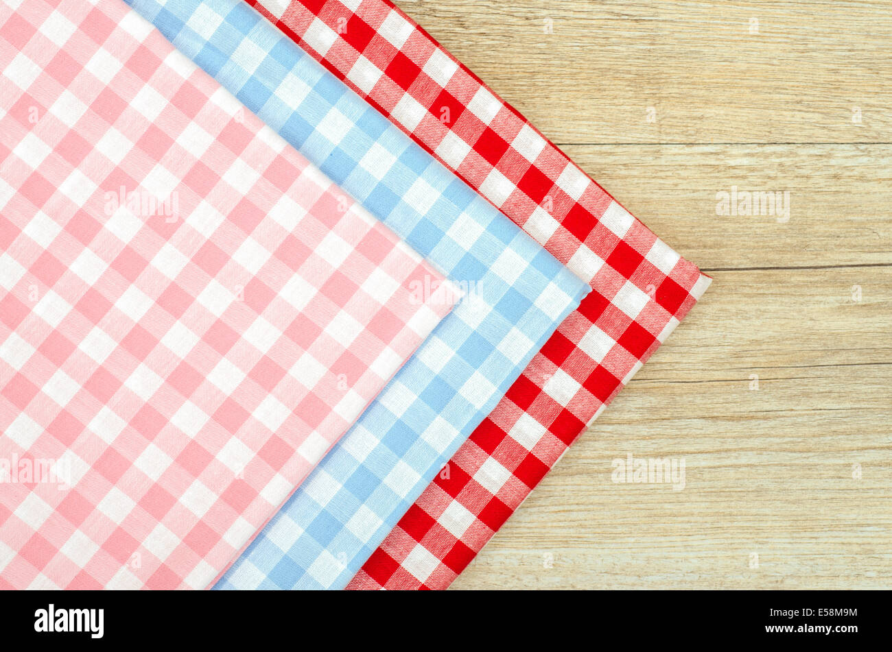 Check table cloth hi-res stock photography and images - Alamy