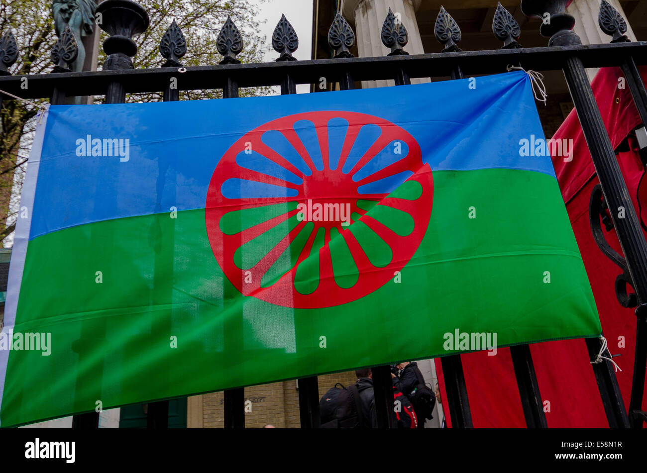 Roma community in London begins celebrating International Roma Day ...