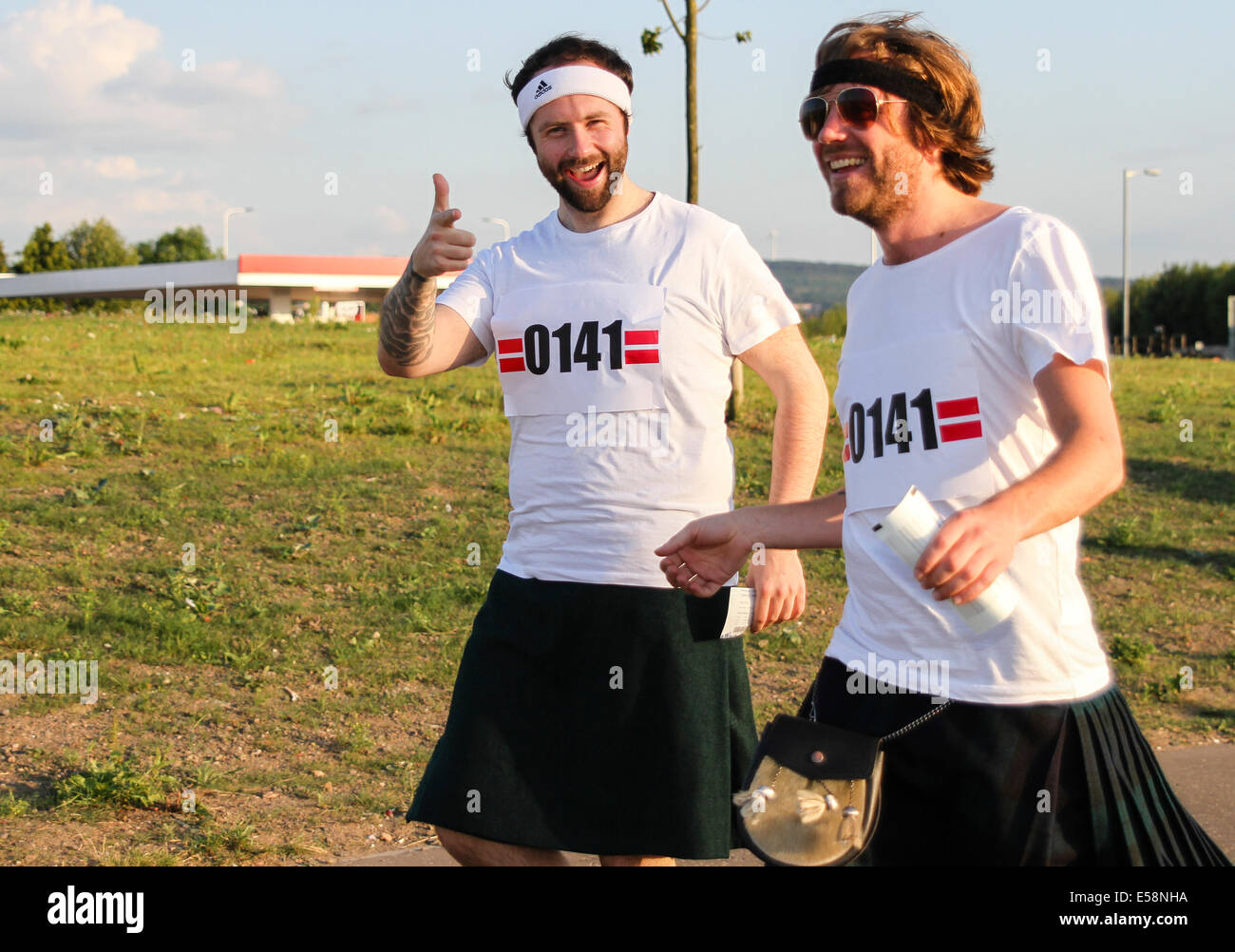 118 advert hi-res stock photography and images - Alamy