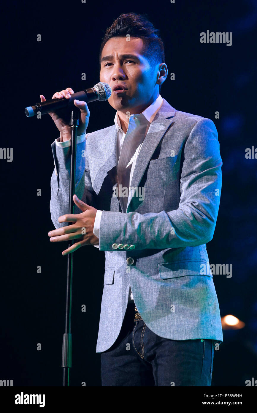 Toronto, Canada. 21st July 2014. Taiwan singer Gary Chaw (Cao Ge ...