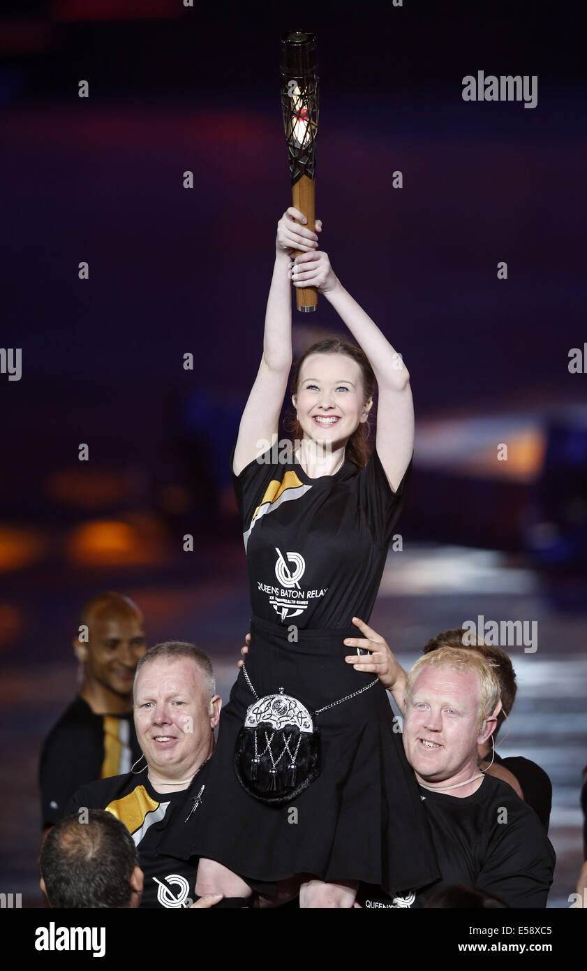 Commonwealth games baton opening hi-res stock photography and images ...