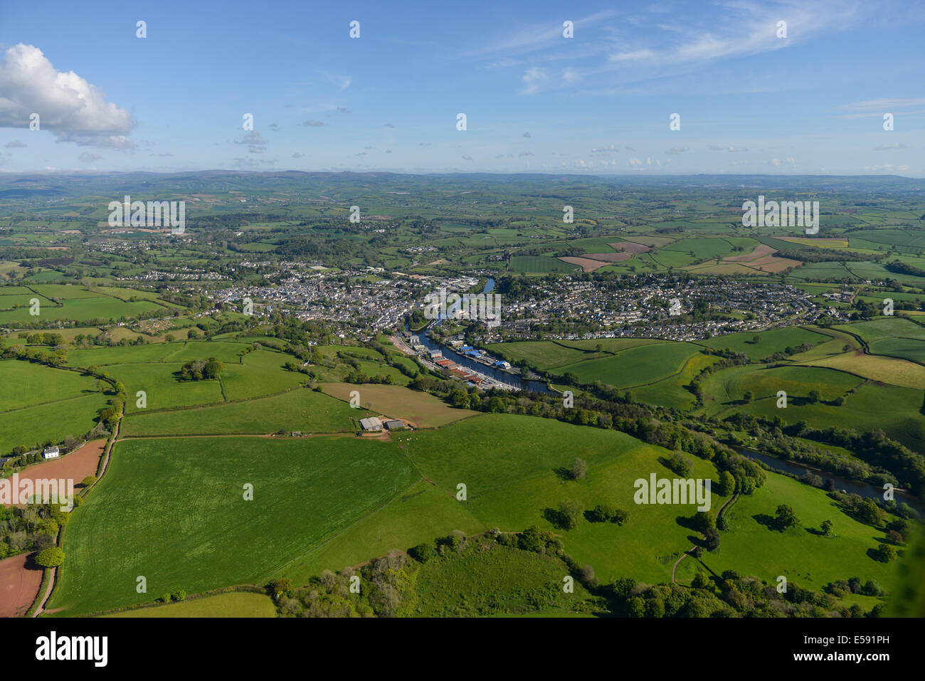 An aerial view of the town of Totnes in Devon on a sunny day Stock ...