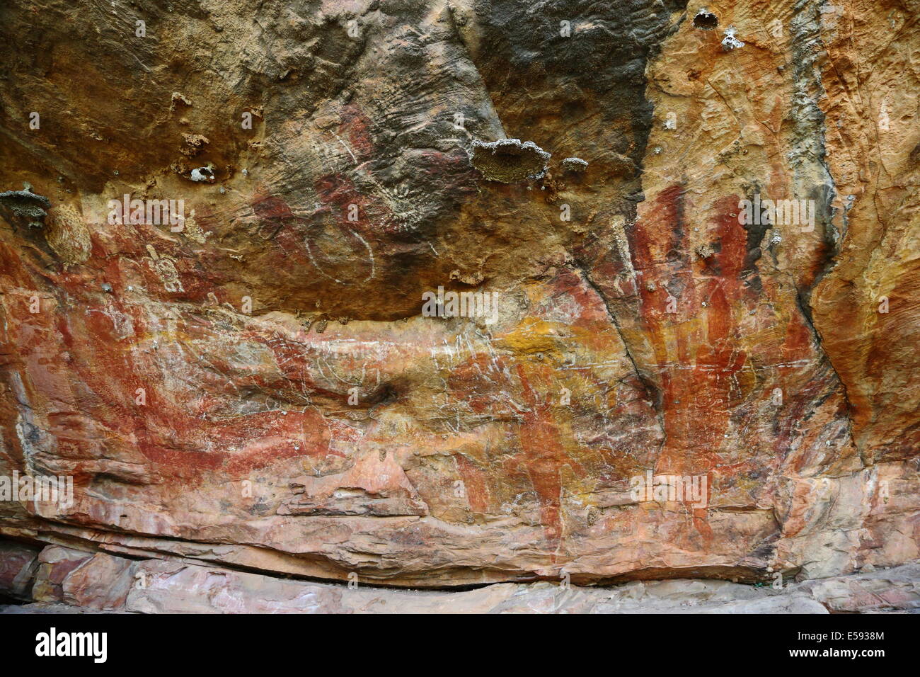 Aboriginal rock hi-res stock photography and images - Alamy