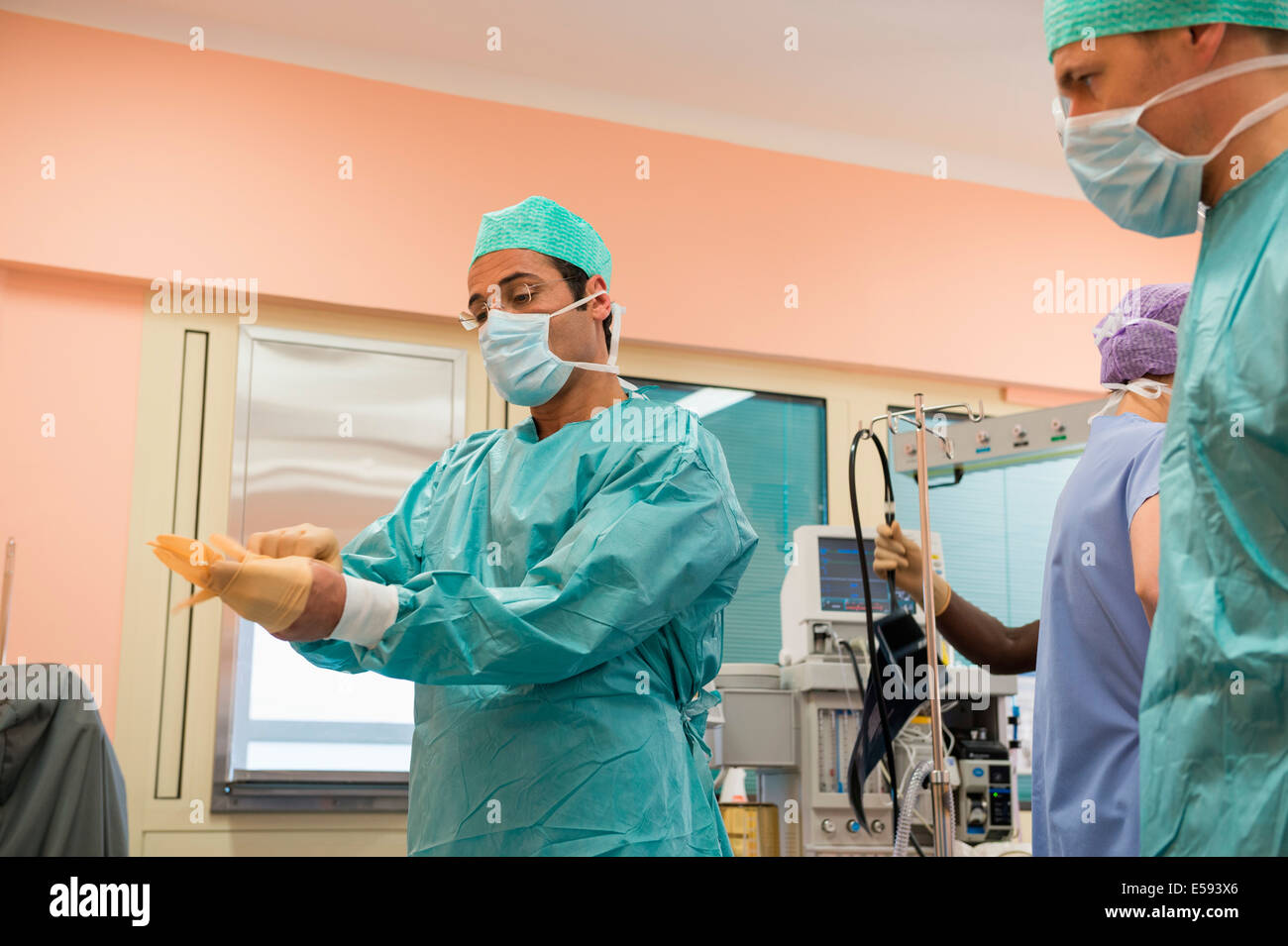 Medical team preparing for an operation in an operating room Stock ...