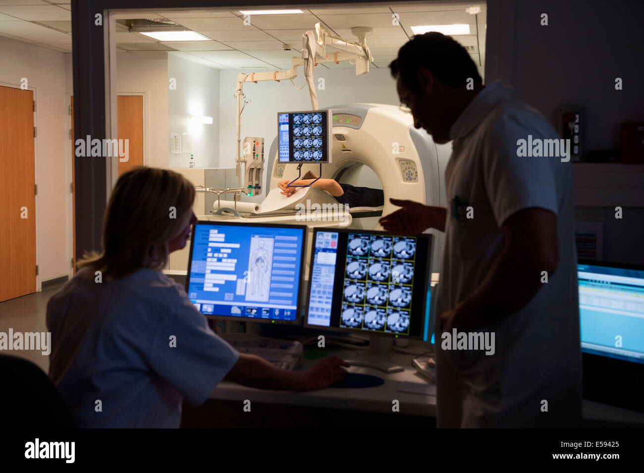 Mri scan male patient hi-res stock photography and images - Alamy