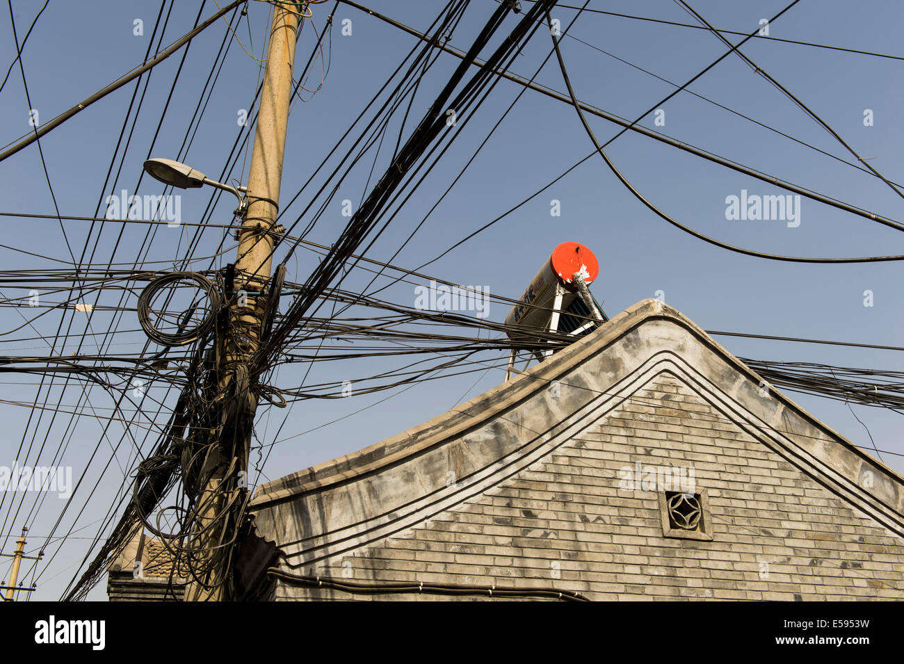 Kabel salat hi-res stock photography and images - Alamy