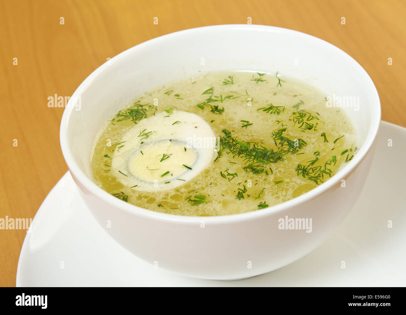 White chicken broth hi-res stock photography and images - Alamy