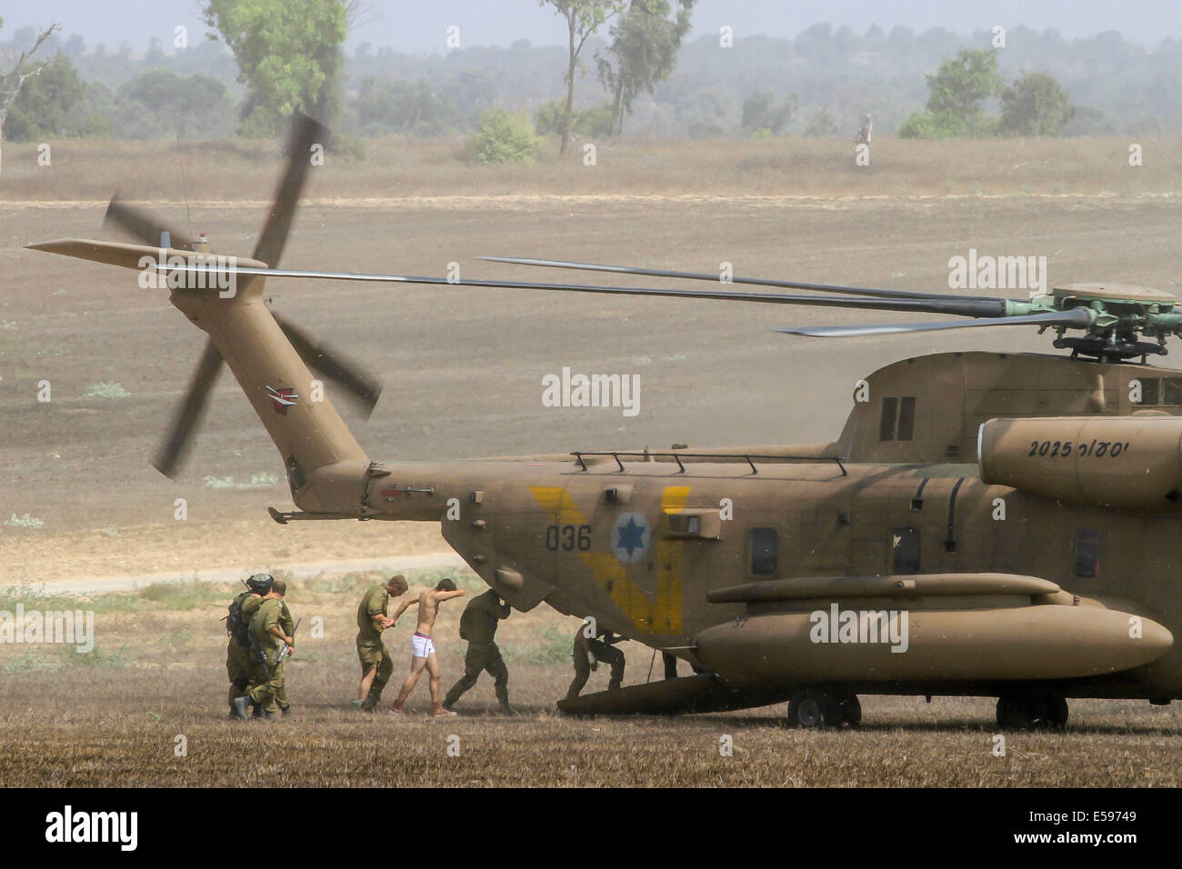 Gaza Border, Operation Protective Edge. 23rd July, 2014. Injured ...