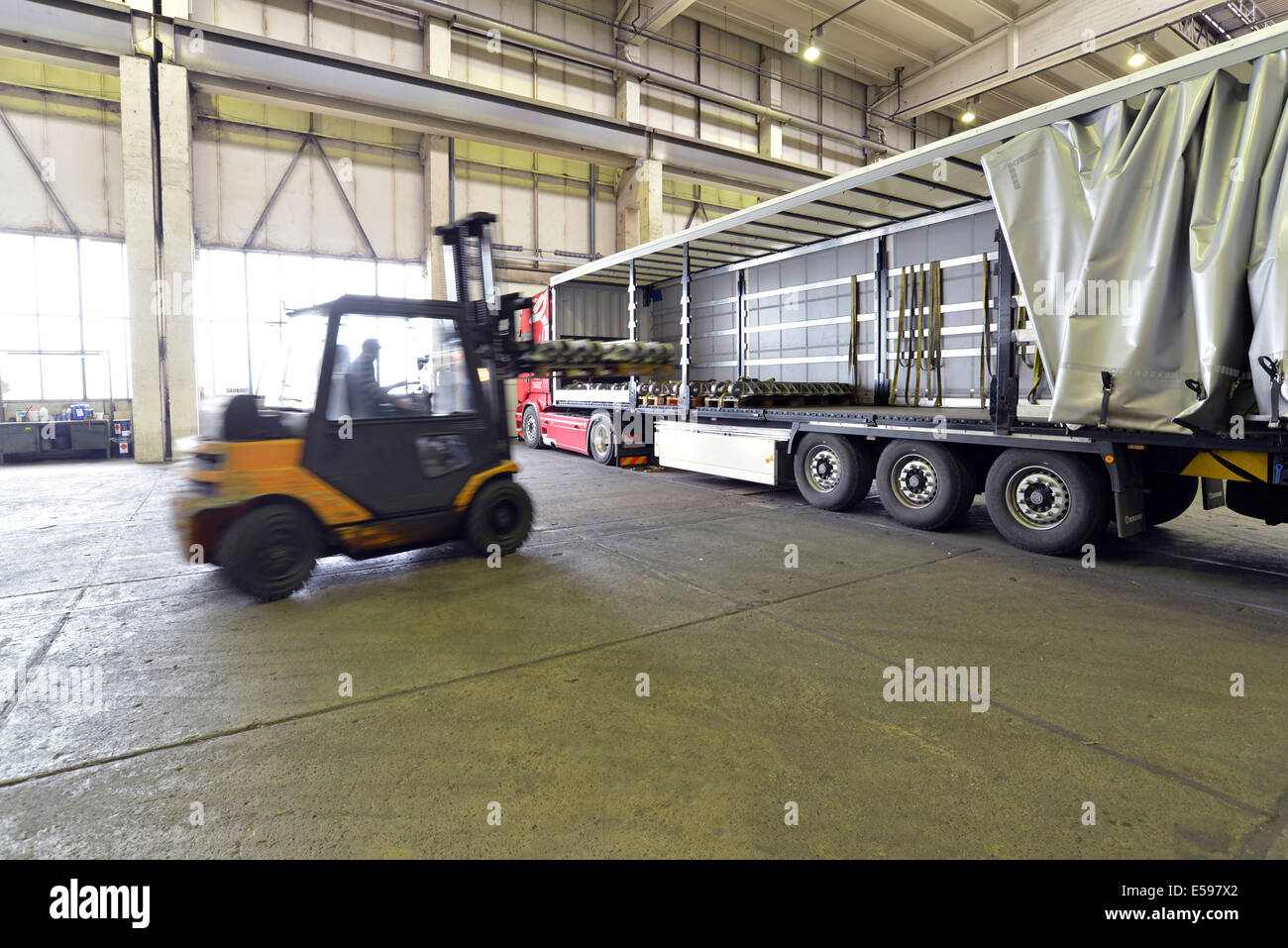 Space transporter hi-res stock photography and images - Alamy