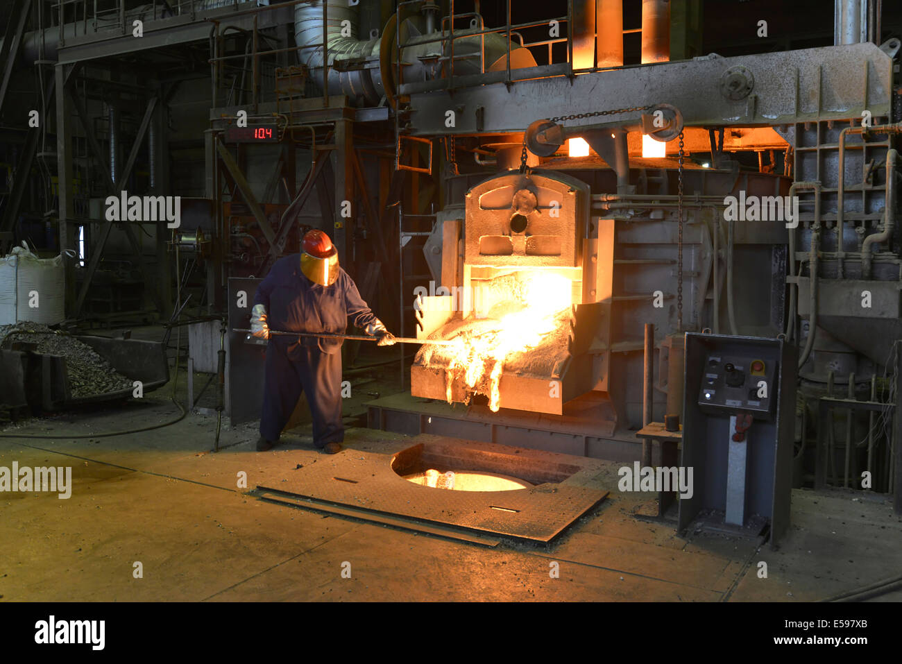Blast furnace worker hi-res stock photography and images - Alamy