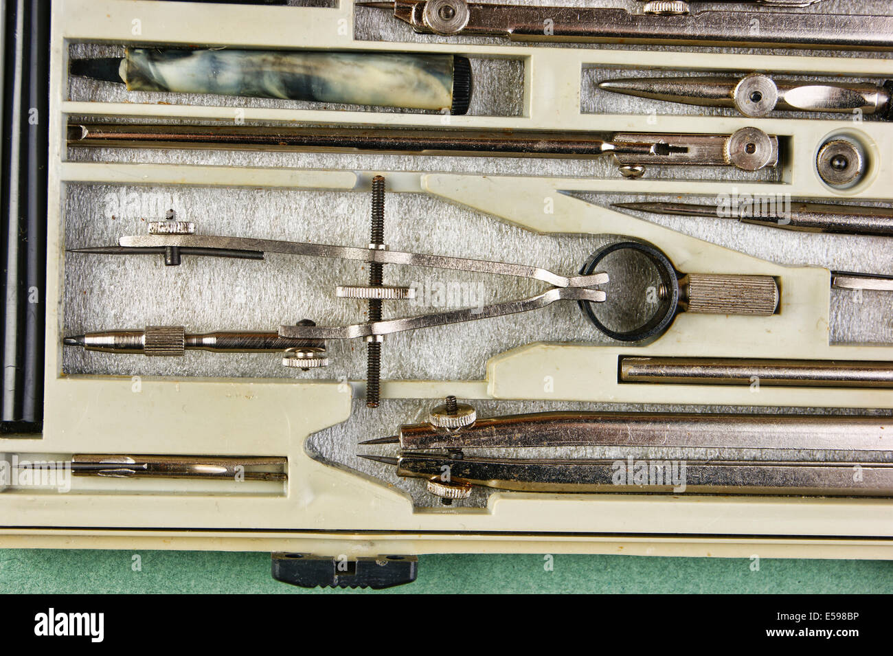 Old technical drawing equipment hi-res stock photography and images - Alamy