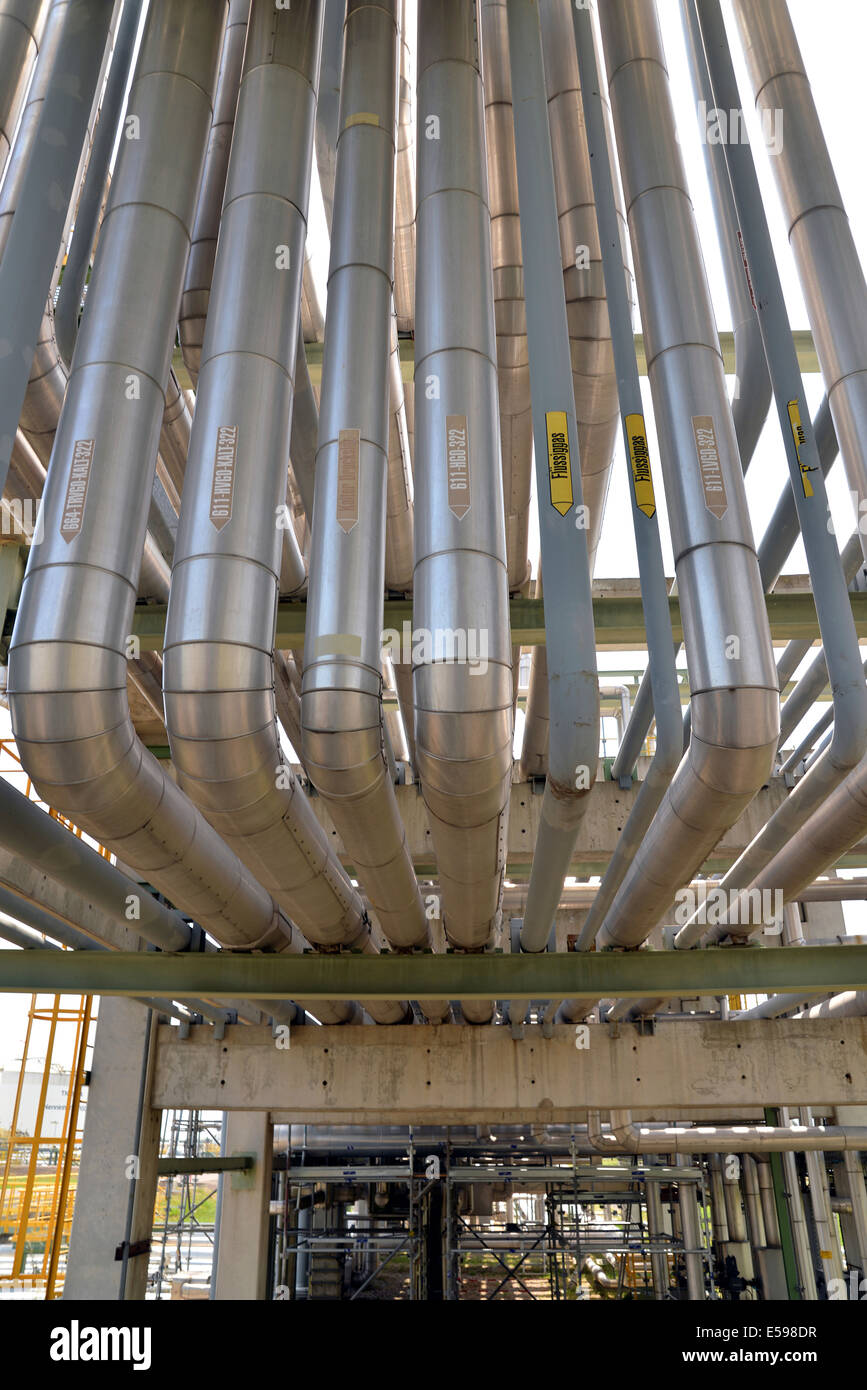 Oil refinery in germany hi-res stock photography and images - Alamy