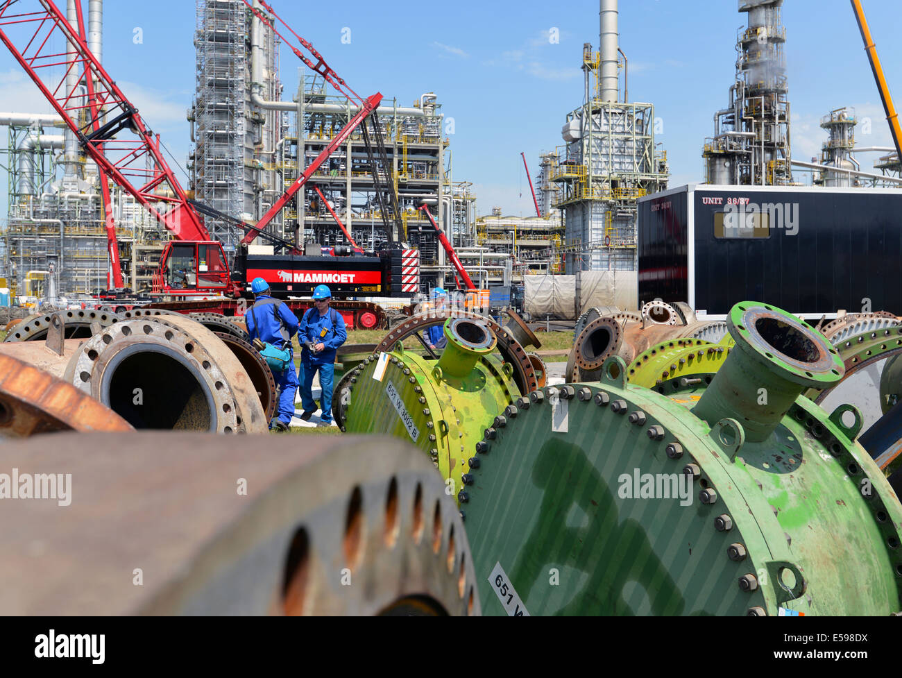 Inspection image hi-res stock photography and images - Alamy