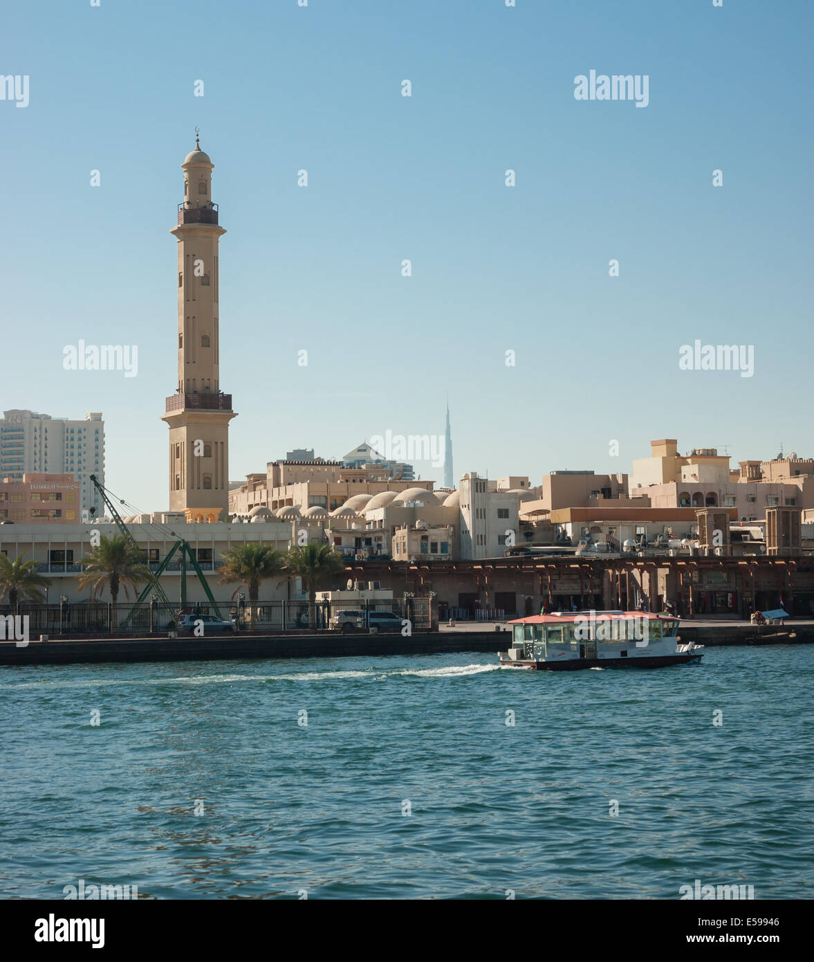 Ship port dubai hi-res stock photography and images - Alamy
