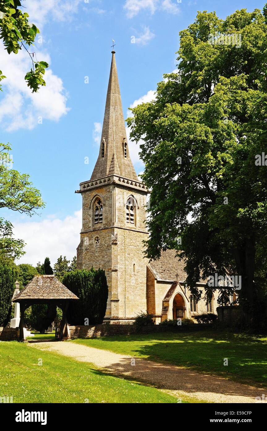 St marys church lower slaughter hi-res stock photography and images - Alamy