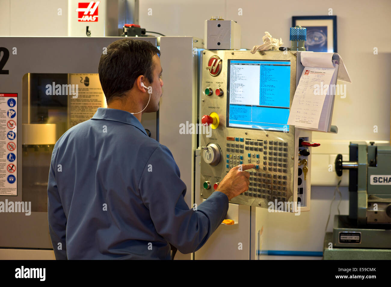 Machine automation hi-res stock photography and images - Alamy