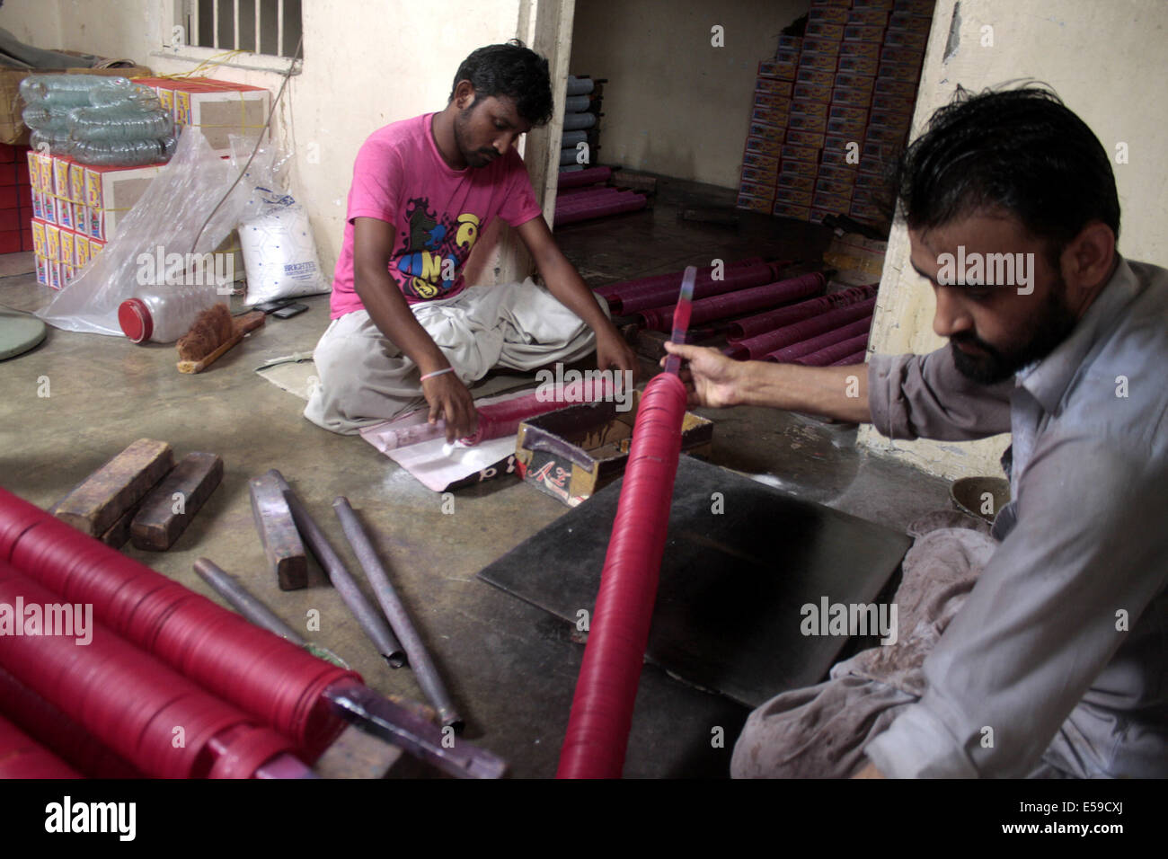 Bangle factory hi-res stock photography and images - Alamy