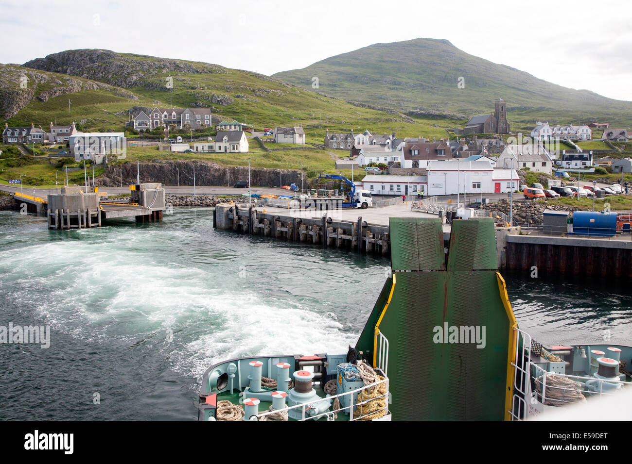 Barra ferry scotland hi-res stock photography and images - Alamy