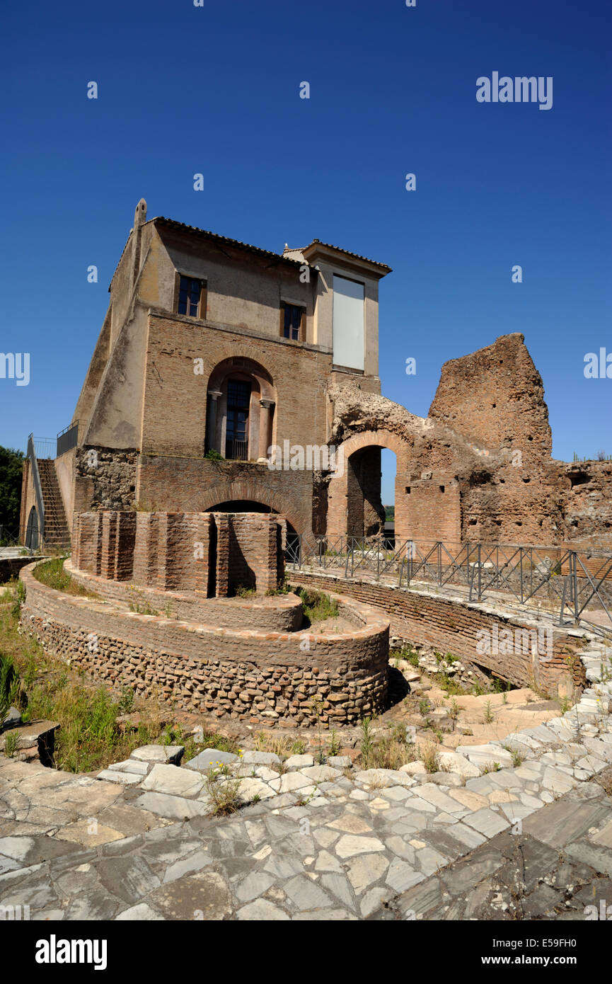 Italy, Rome, Palatine Hill, Domus Flavia, elliptical nymphaeum Stock ...