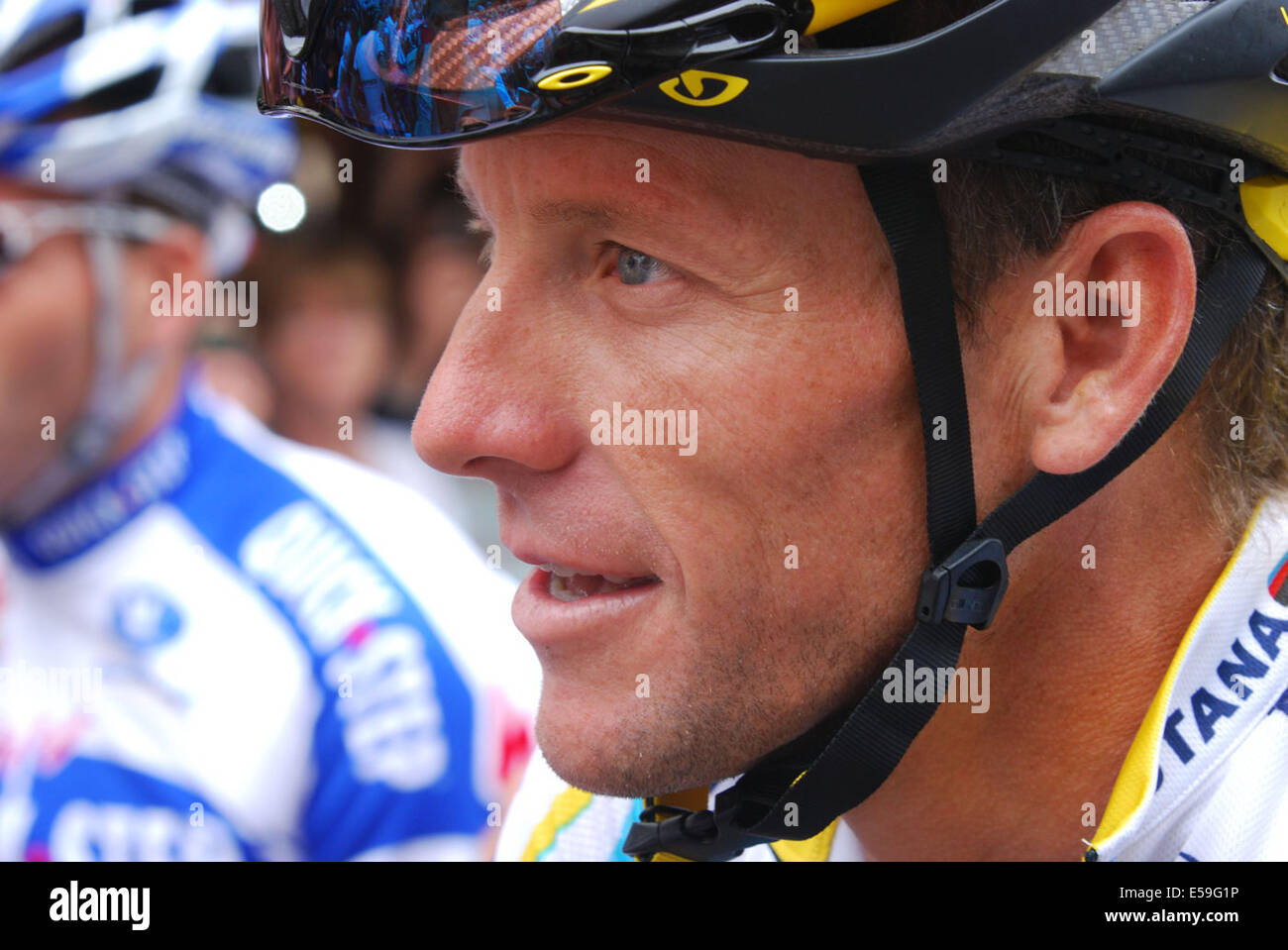 THE ARMSTRONG LIE (DOC) (2013) LANCE ARMSTRONG ALEX GIBNEY (DIR) MOVIESTORE COLLECTION LTD Stock ...