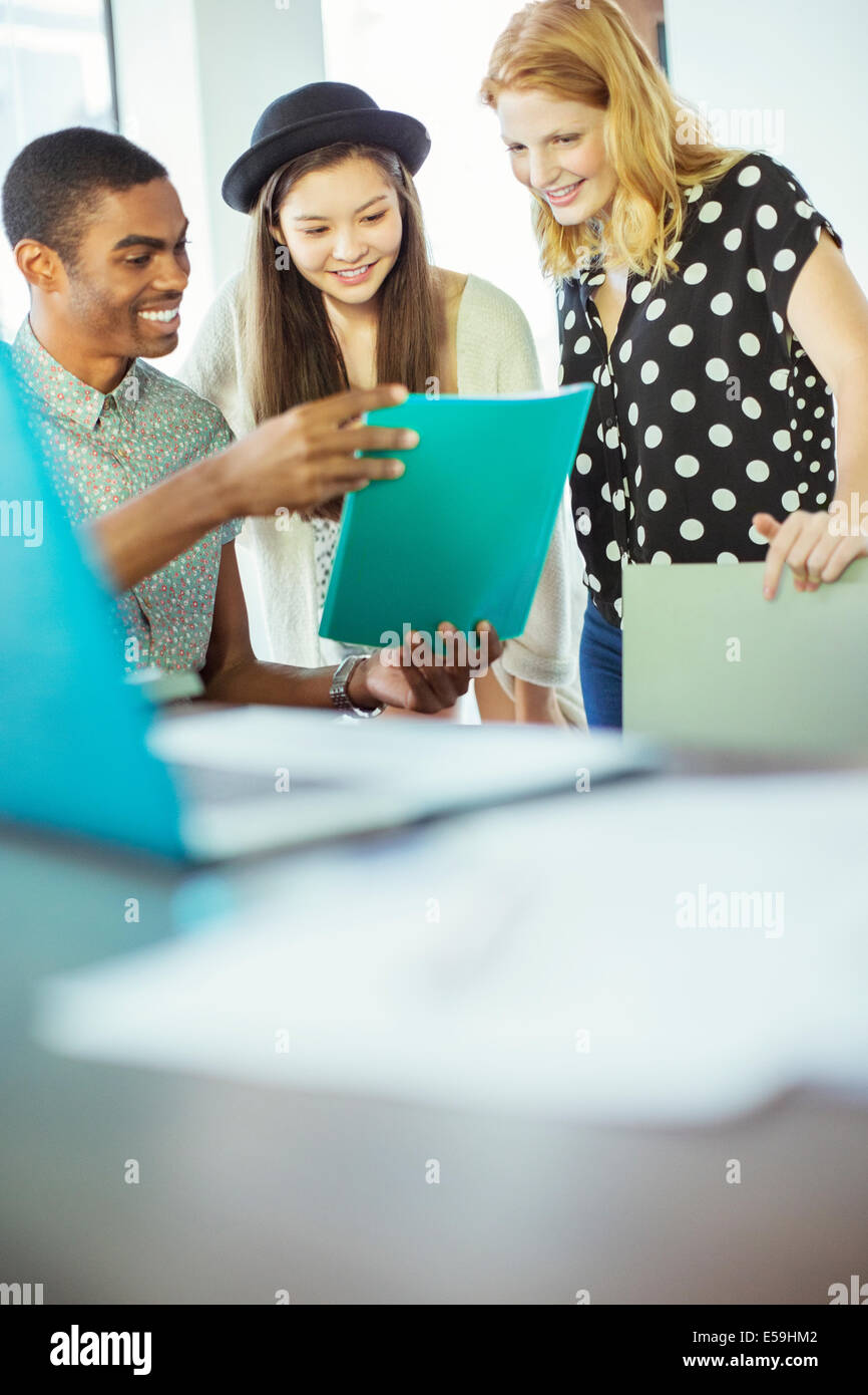 African people working together hi-res stock photography and images - Alamy
