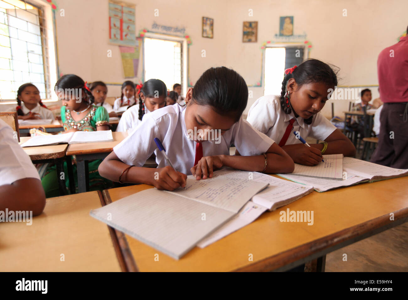School Children Classroom India High Resolution Stock Photography and ...