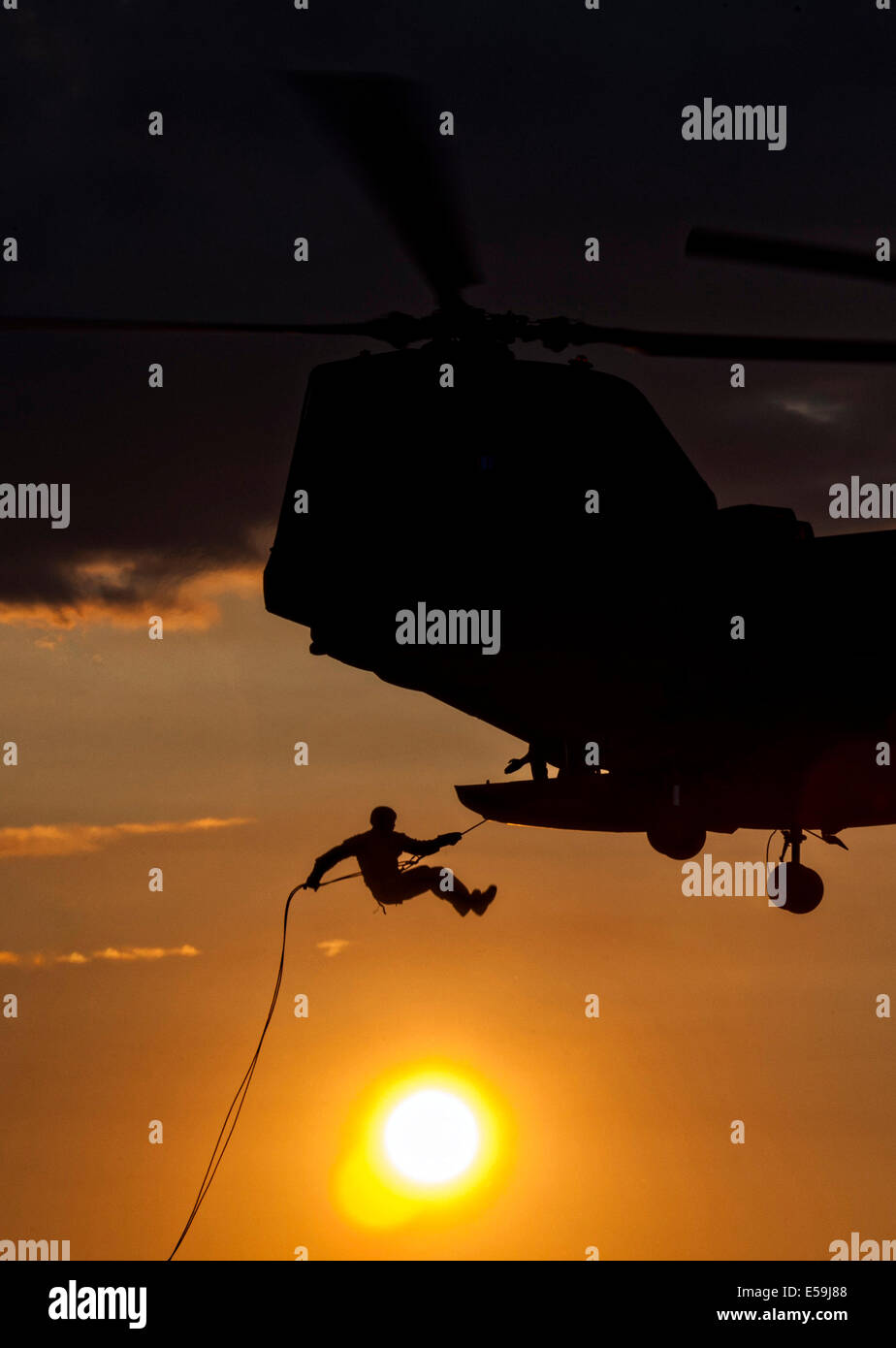 A US Marine commando with the 4th Reconnaissance Battalion is ...