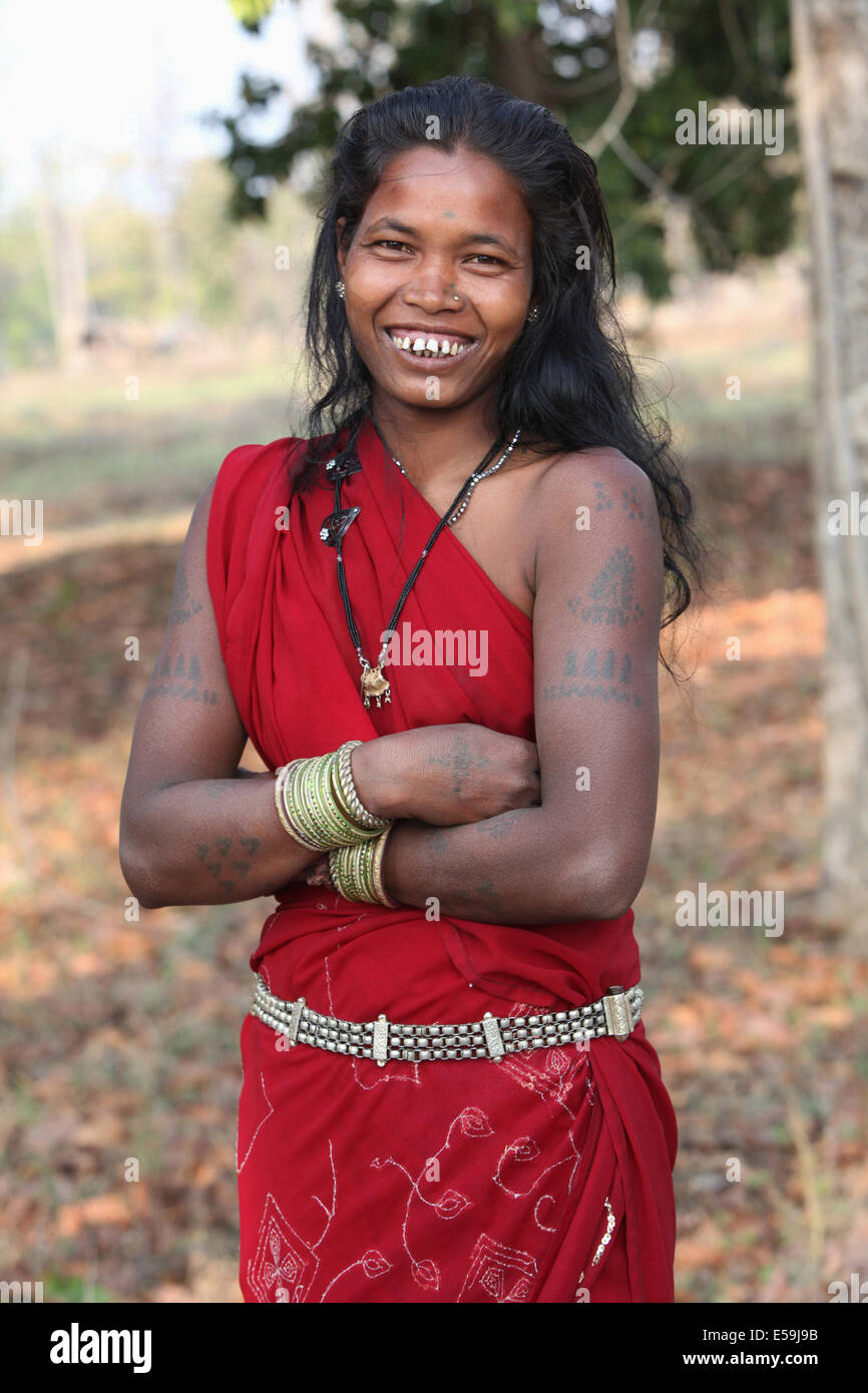Portrait of a tribal woman. Bhunjia tribe. Kodopali Village ...