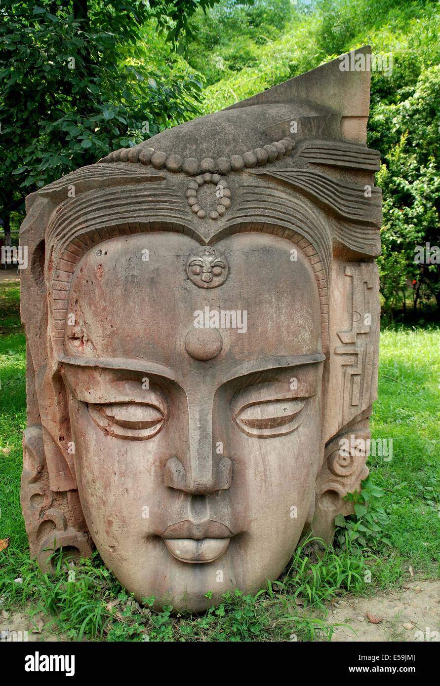 Giant head hi-res stock photography and images - Alamy