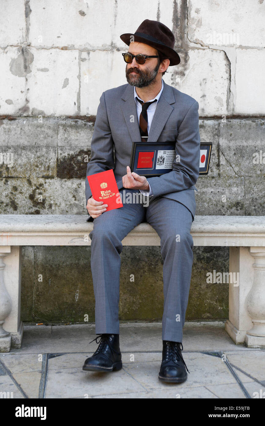 Frontman mark oliver everett hi-res stock photography and images - Alamy