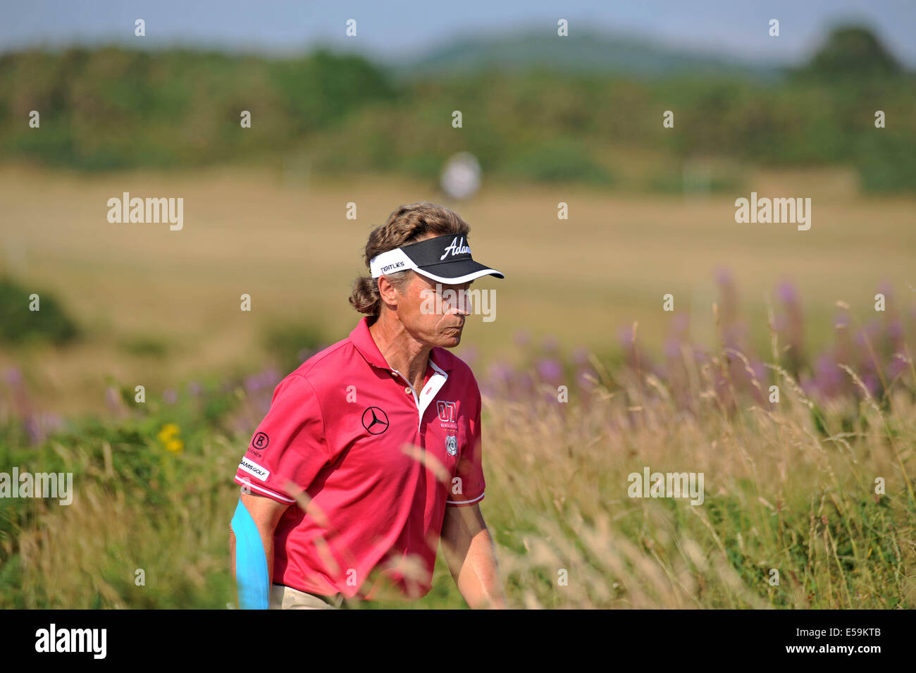 Bernhard langer during golf tournament hi-res stock photography and ...