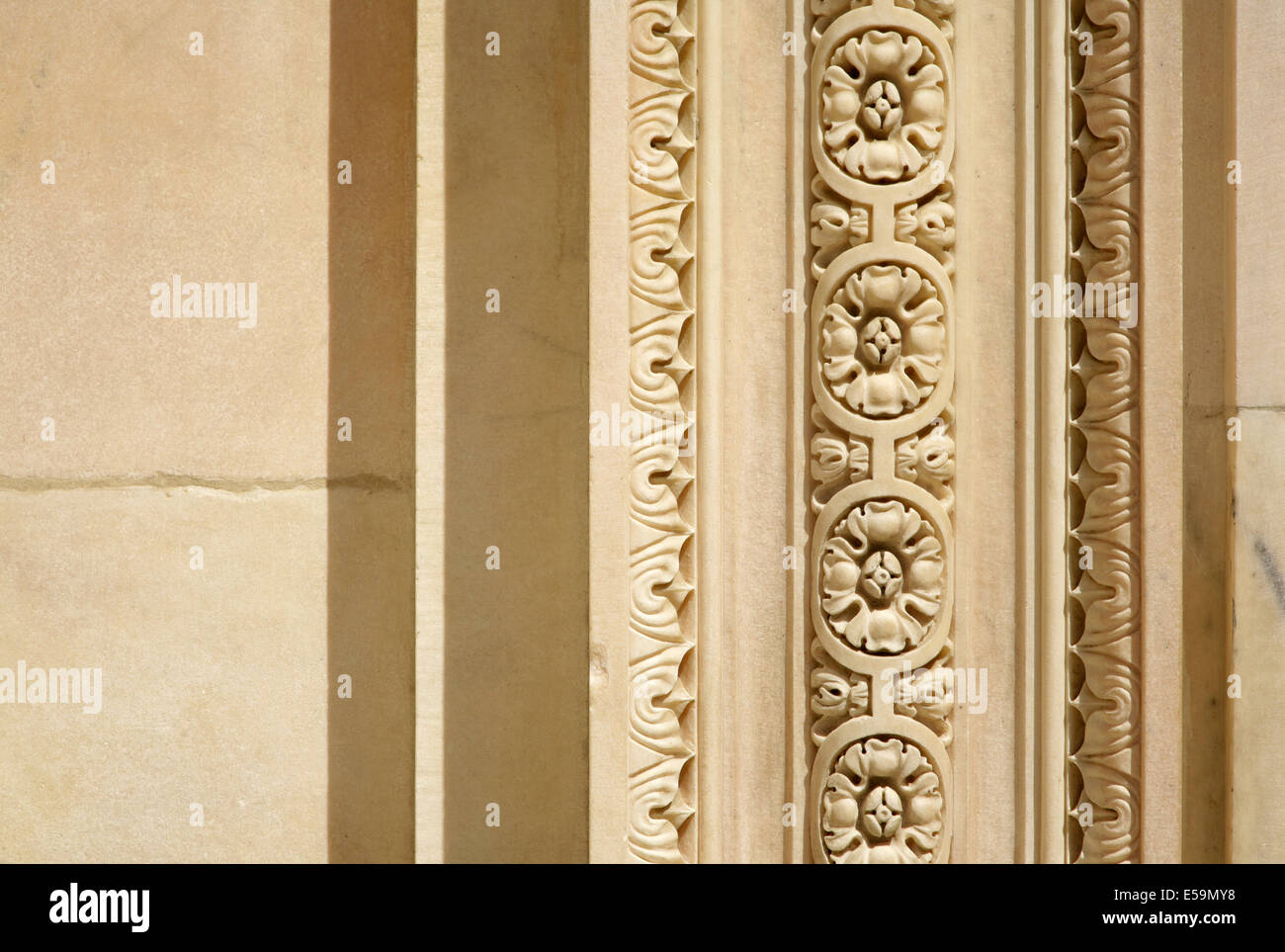 Gothic detailing hi-res stock photography and images - Alamy