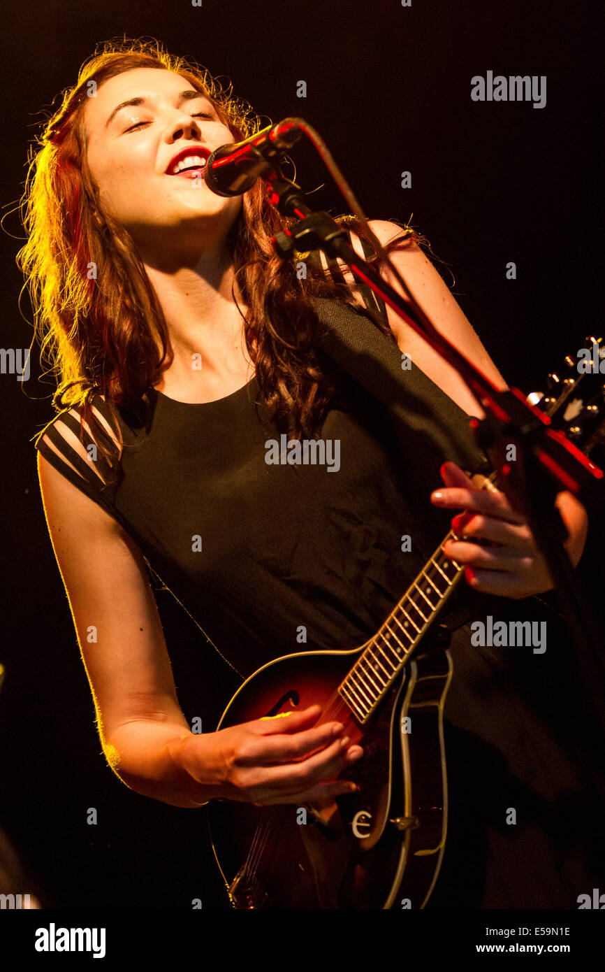 Lisa, lisa singer hi-res stock photography and images - Alamy