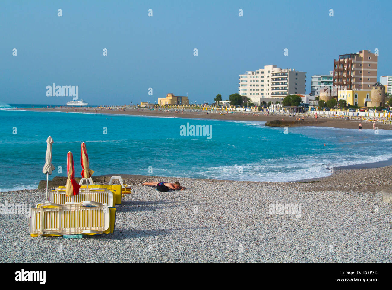 Windy seaside hi-res stock photography and images - Alamy