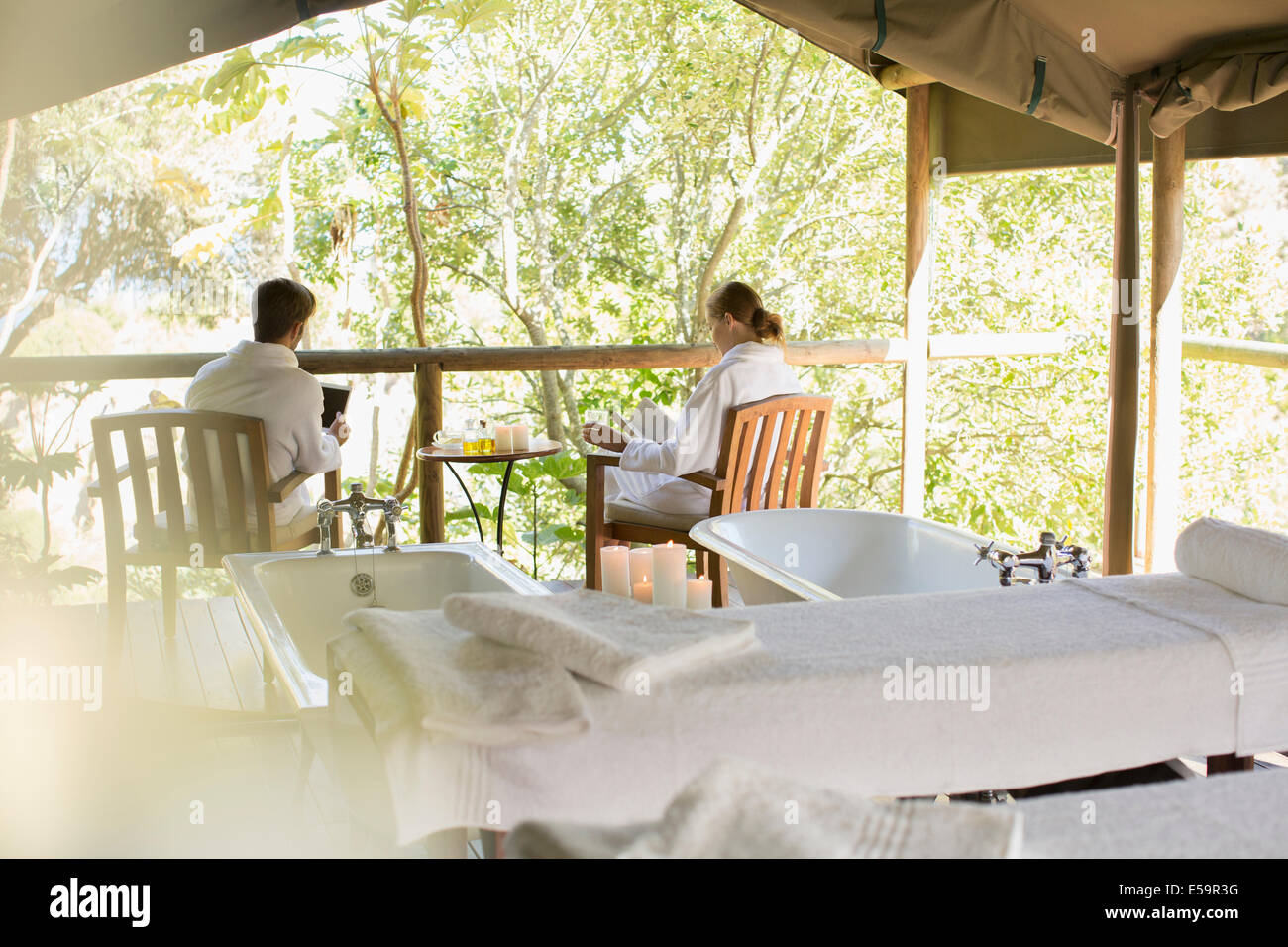Couple relaxing together in spa Stock Photo - Alamy