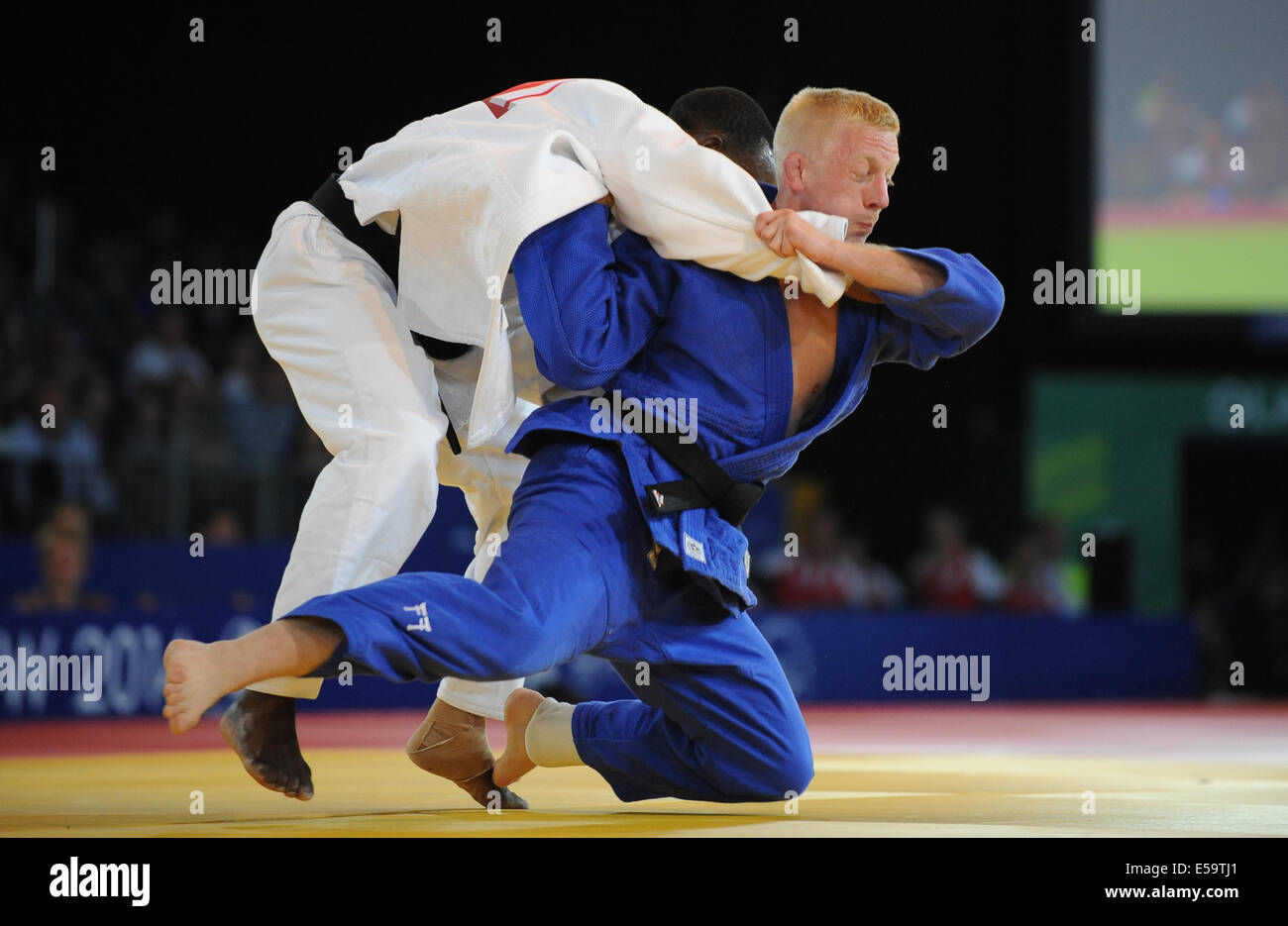 JAMES MILLER (BLUE) & MATHEWS MENS JUDO SECC GLASGOW SCOTLAND 24 July ...
