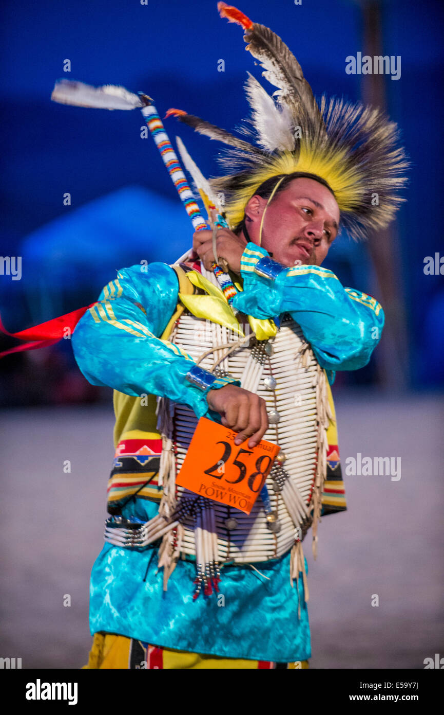 Paiute dancer hi-res stock photography and images - Alamy