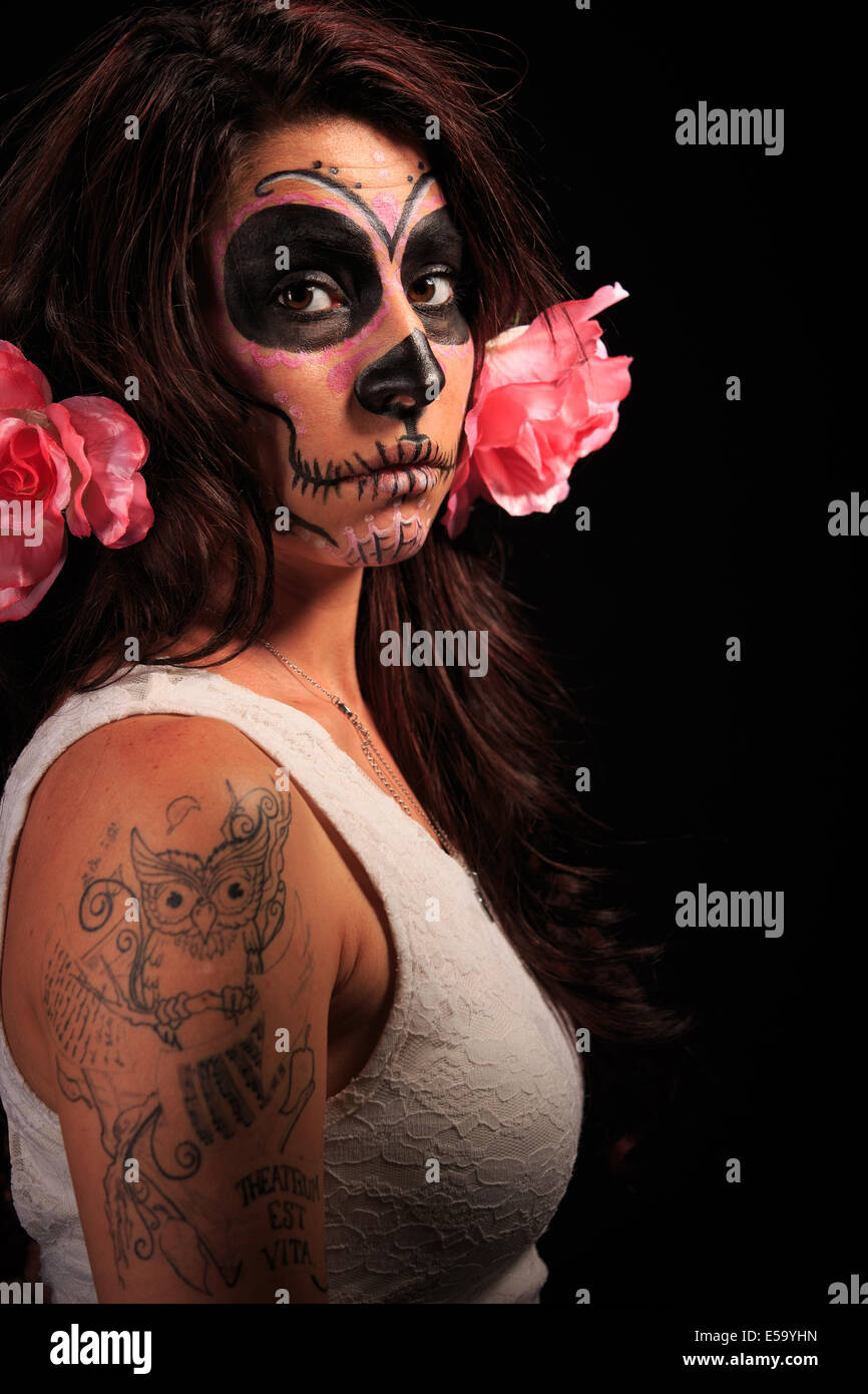 Mexican skull mask hi-res stock photography and images - Alamy