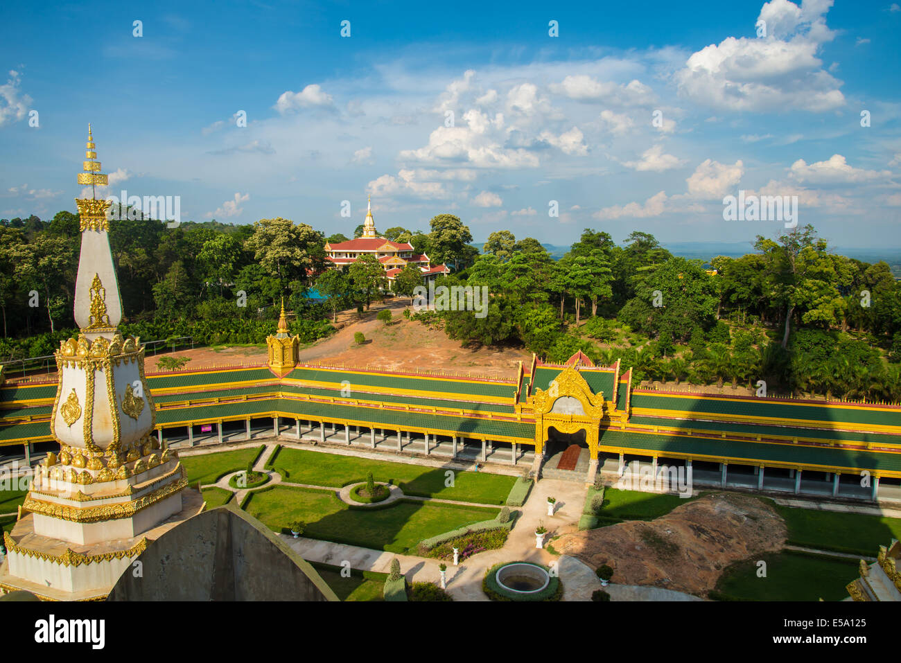 A temple in the countryside of Thailand Stock Photo - Alamy