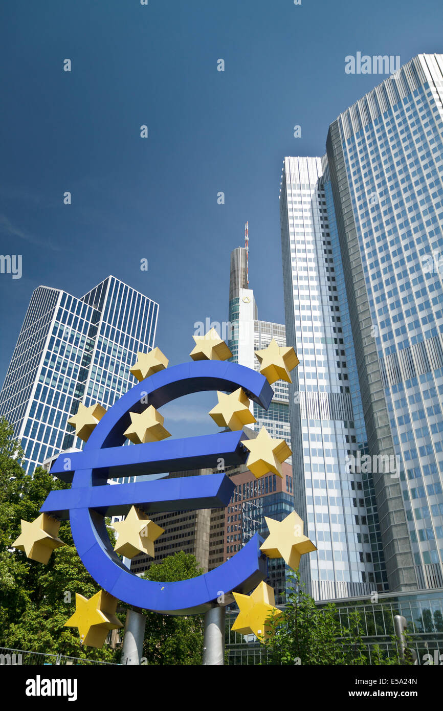 Large euro symbol hi-res stock photography and images - Alamy