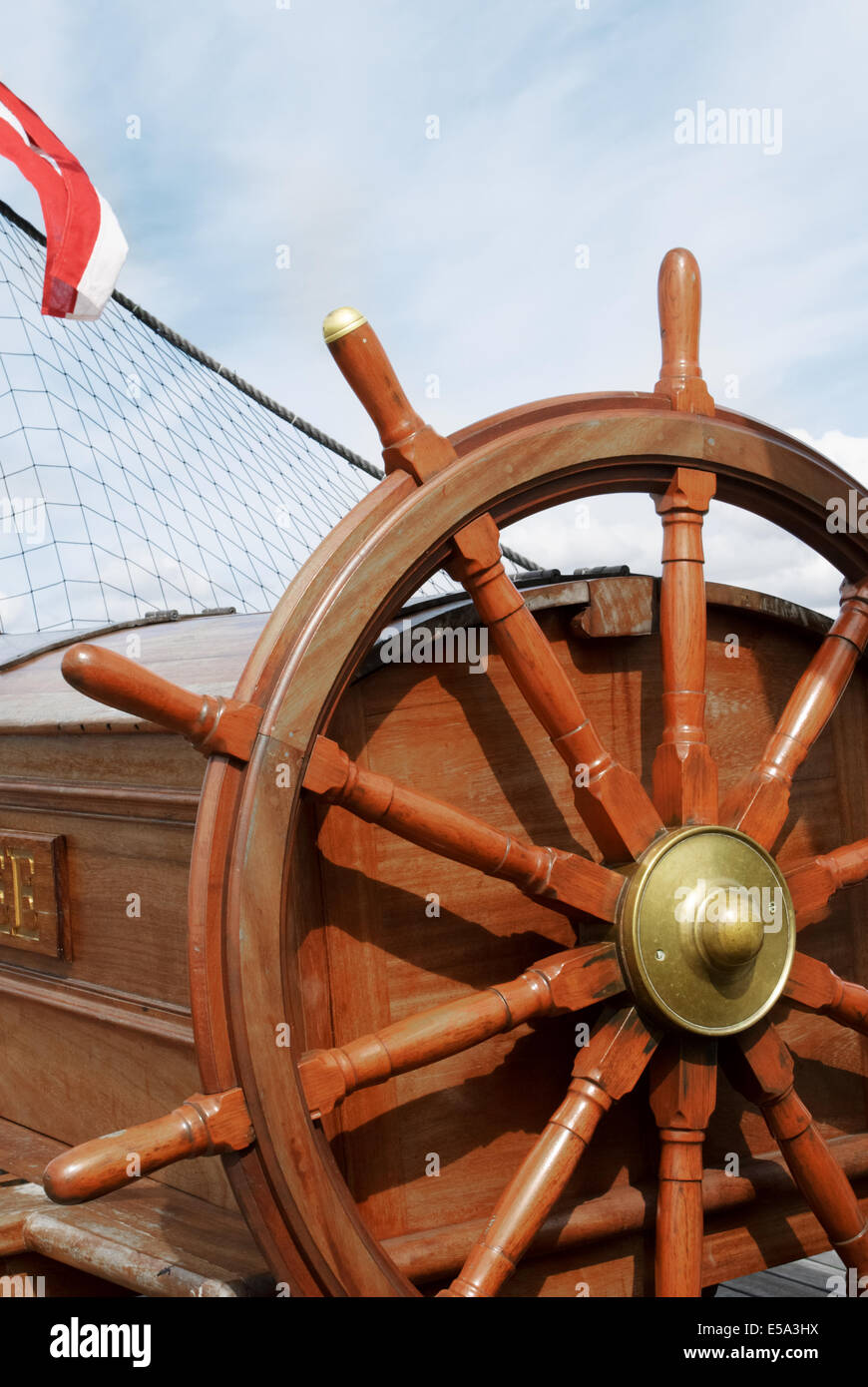 Sailing ship helm hi-res stock photography and images - Alamy