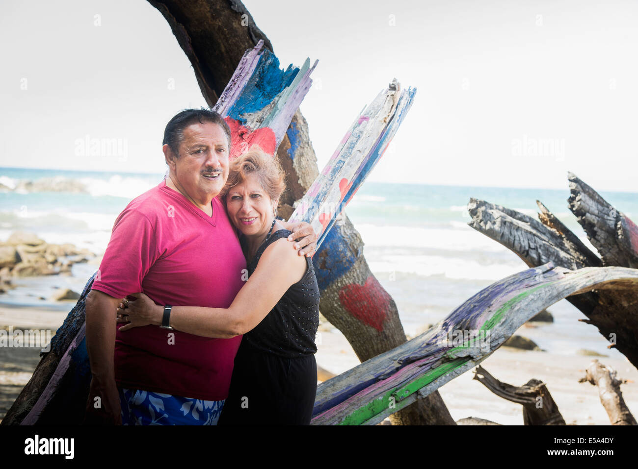 Mexico beach couple hi-res stock photography and images - Alamy
