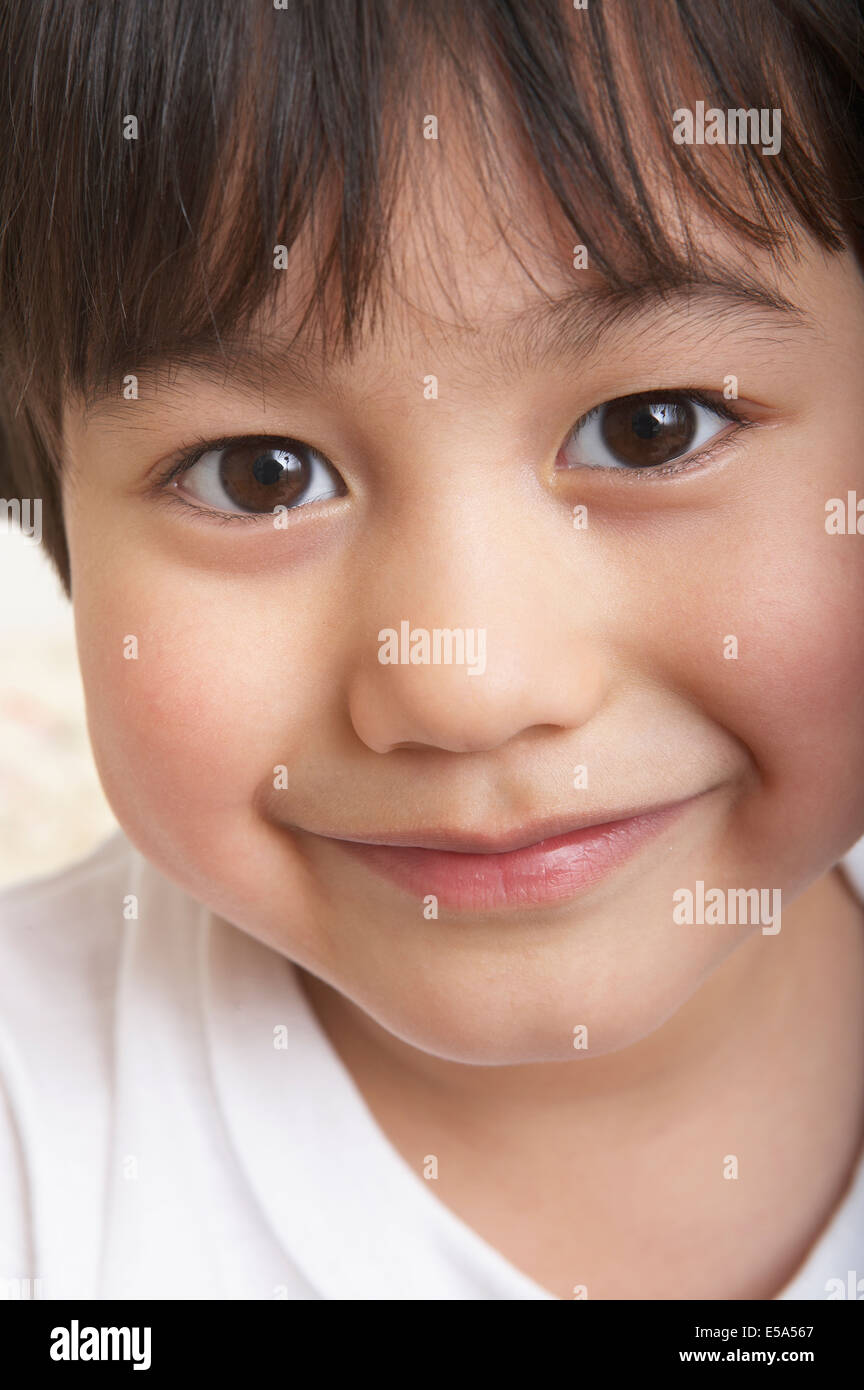 Filipino boy smiling Stock Photo - Alamy