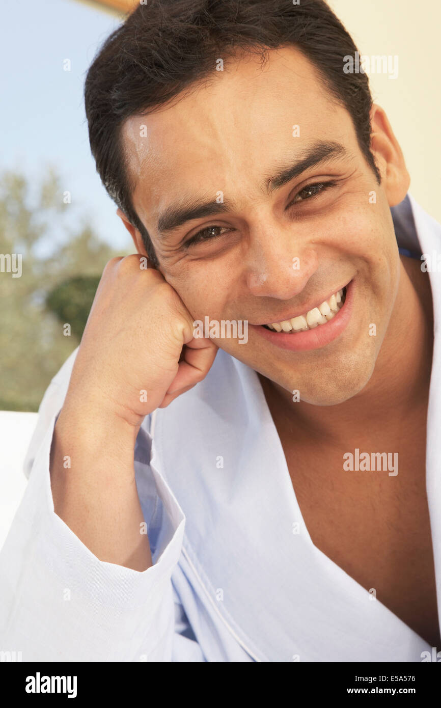 Hispanic man smiling Stock Photo - Alamy