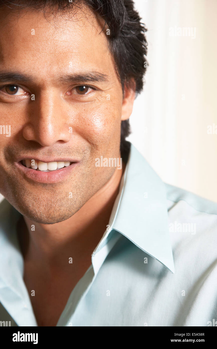 Pacific Islander man smiling Stock Photo - Alamy