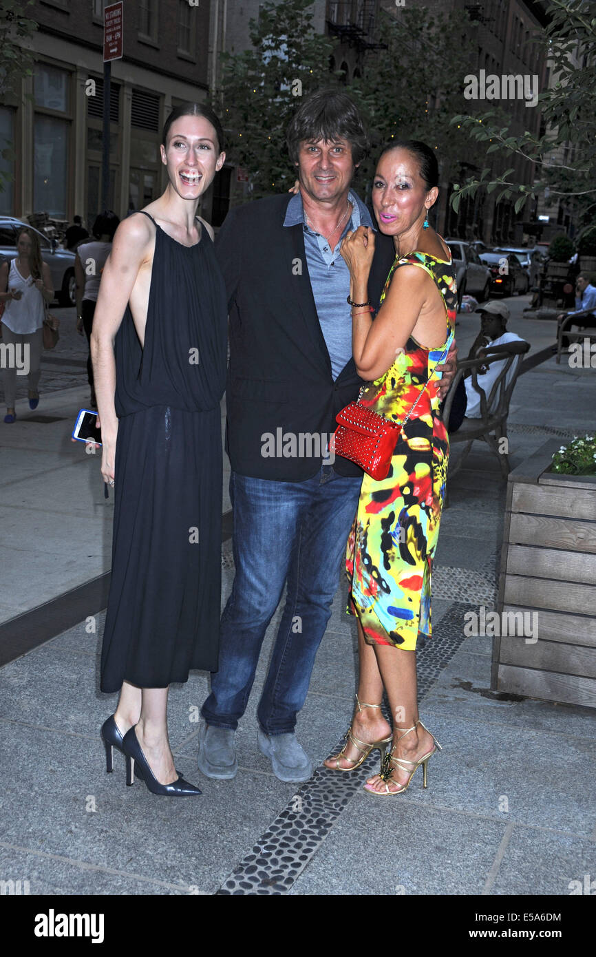 Paul van ravenstein and pat cleveland hi-res stock photography and ...